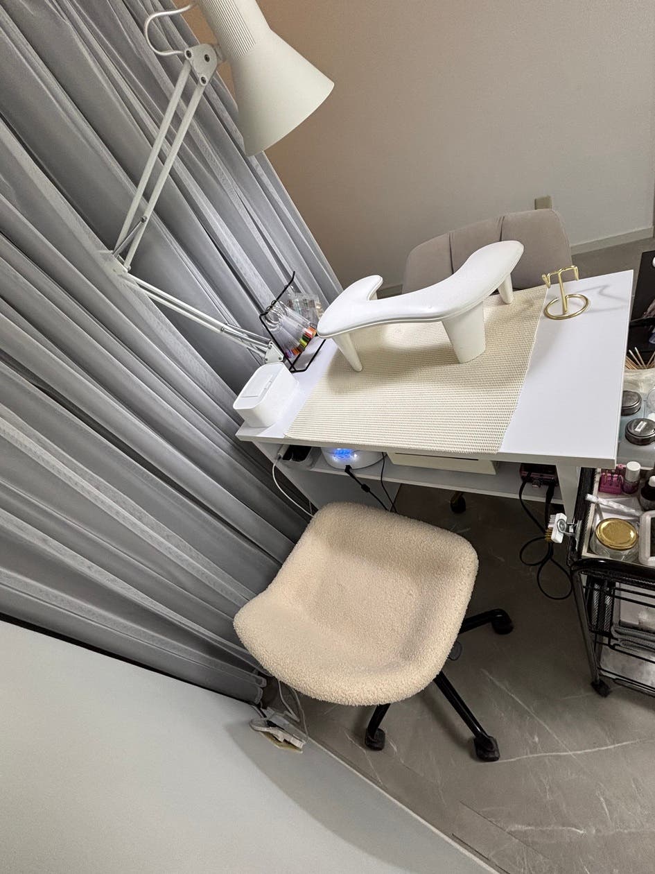 下北沢駅から徒歩1分のネイルサロンの写真3