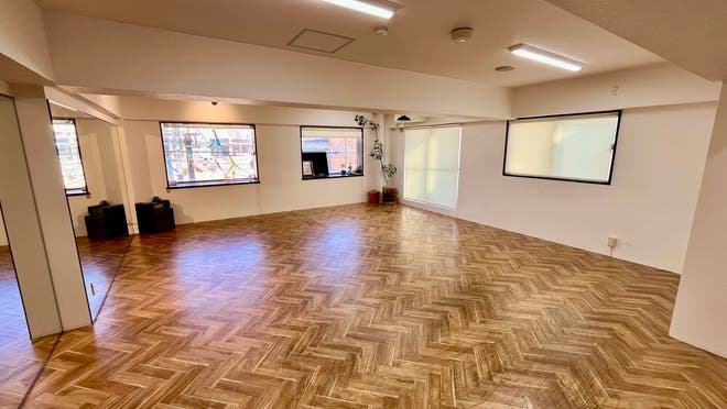 京急北久里浜駅から徒歩6分のレンタルスペース/スタジオの写真1