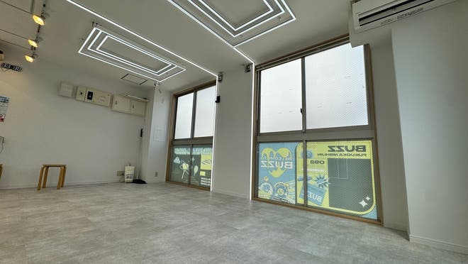 【BUZZ福岡西新】1stの写真2