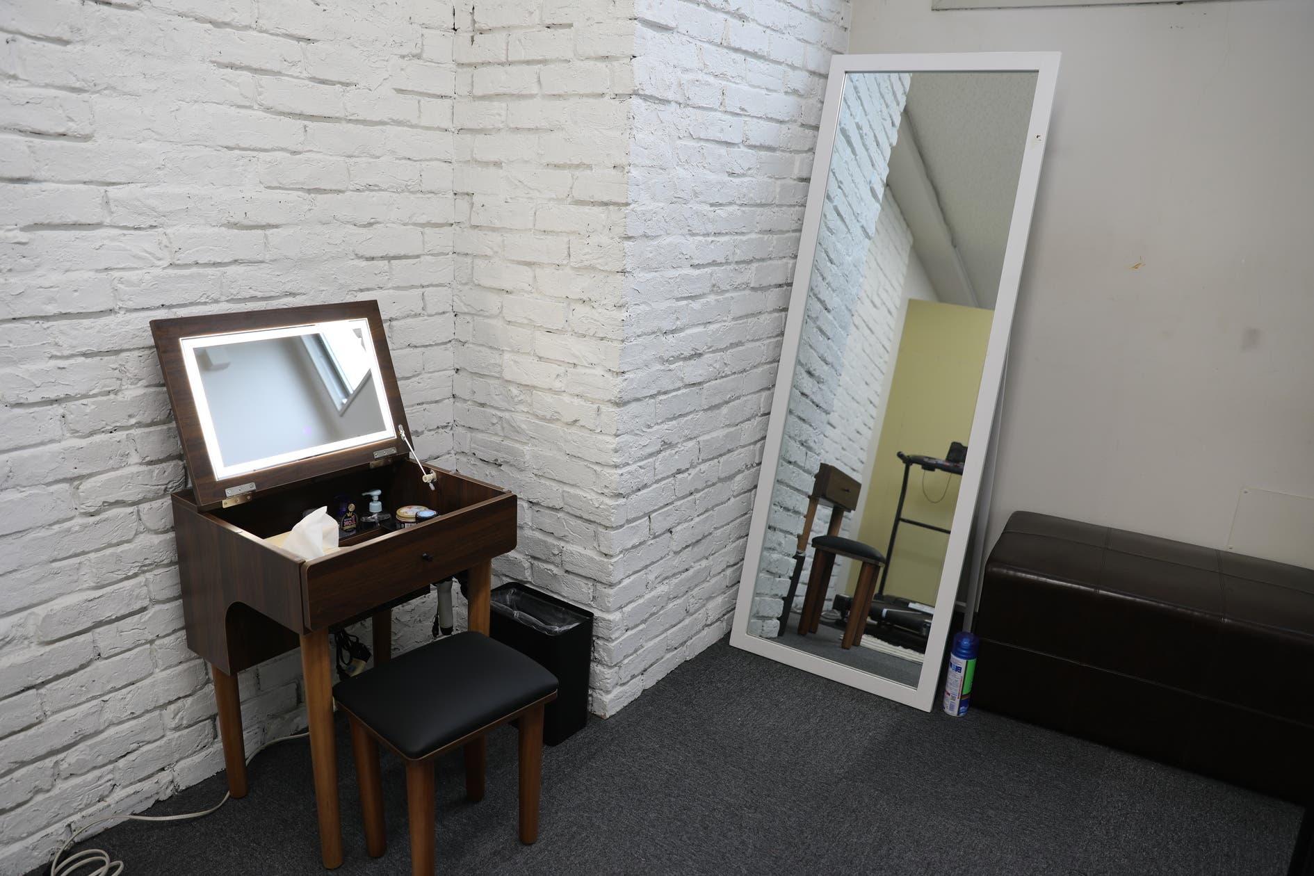 池田市石橋阪大前駅から徒歩4分のヴィンテージ撮影スタジオ DOT2（ドットツー）の写真30