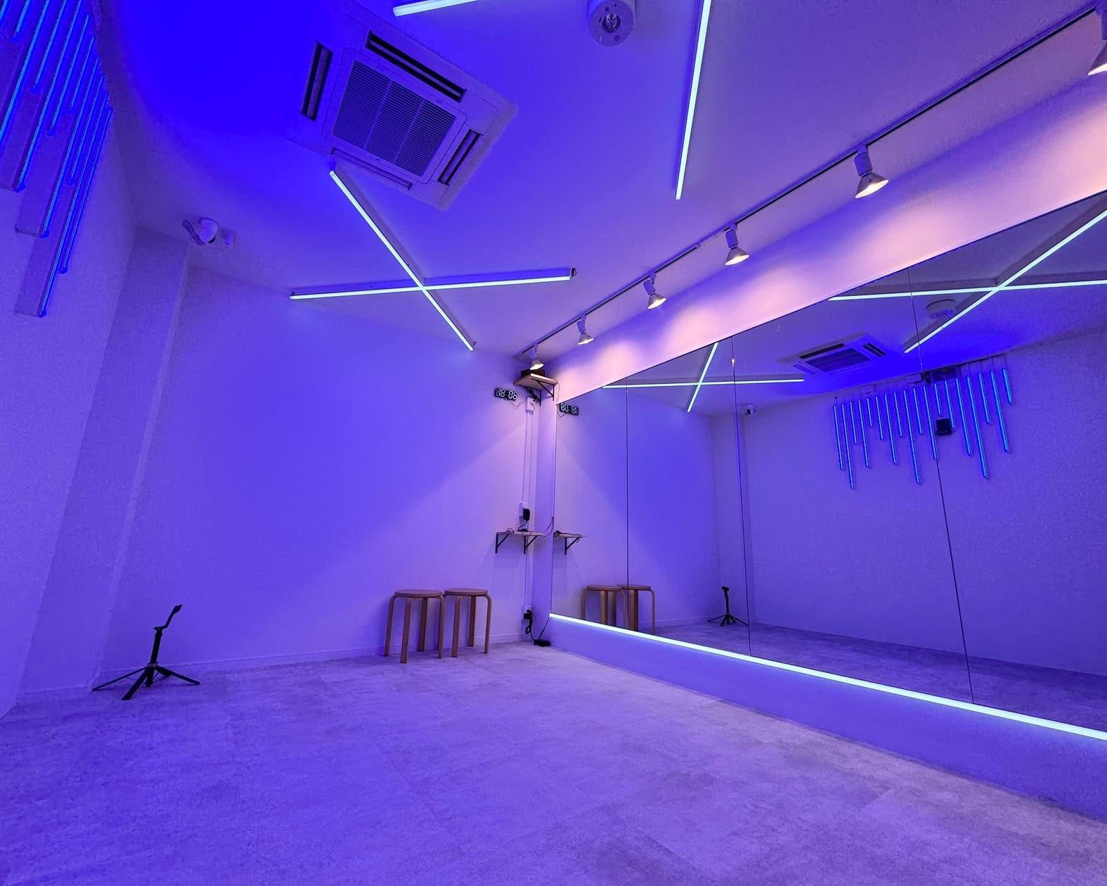 【BUZZ福岡西新】2stの写真4