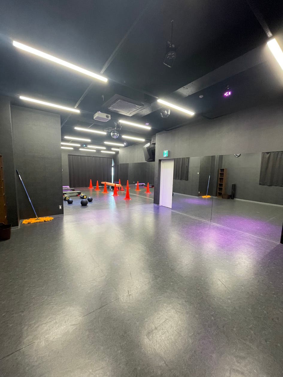 【飯塚・片島】超好立地◎大人気『40坪フリースペース』！少人数〜20名様まで利用できる♪広々快適空間◎の写真2