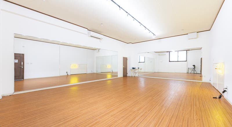 四谷三丁目駅8分🚶‍♀️ダンス🦶ヨガ🧘撮影📷️配信🎥演劇💃🏻B.V.Dスタジオ四谷