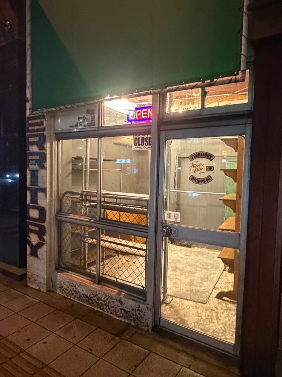 展示会やPOPUP、撮影などにご利用いただける、国道246号沿いの四畳半ほどのコンパクトなスペースです。の写真4