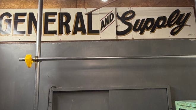 展示会やPOPUP、撮影などにご利用いただける、国道246号沿いの四畳半ほどのコンパクトなスペースです。の写真5