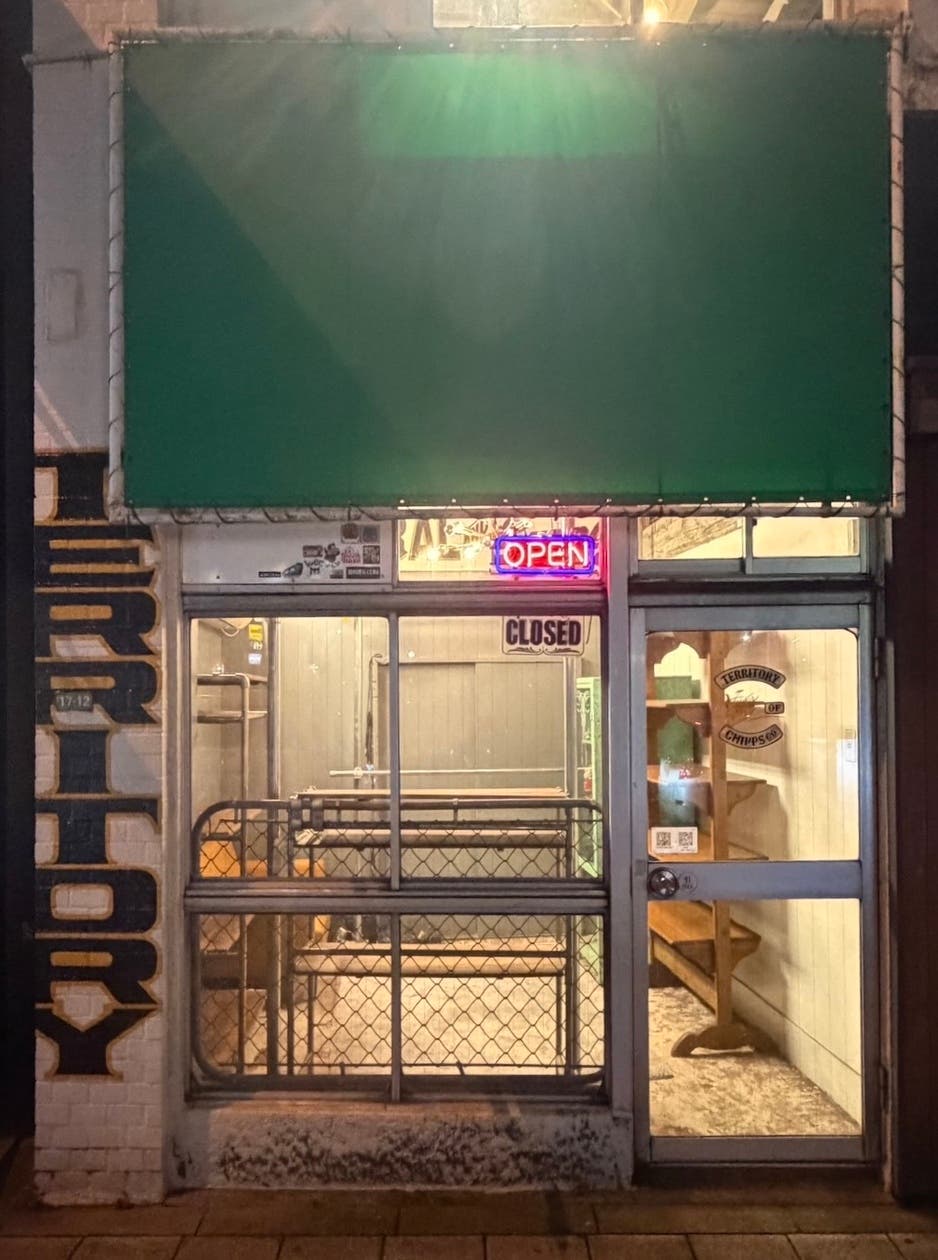 展示会やPOPUP、撮影などにご利用いただける、国道246号沿いの四畳半ほどのコンパクトなスペースです。の写真6