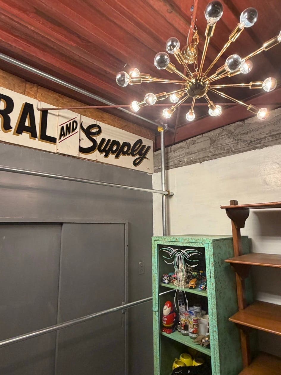 展示会やPOPUP、撮影などにご利用いただける、国道246号沿いの四畳半ほどのコンパクトなスペースです。の写真10