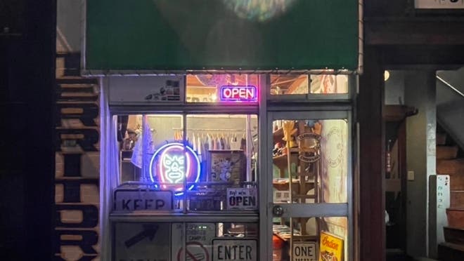 展示会やPOPUP、撮影などにご利用いただける、国道246号沿いの四畳半ほどのコンパクトなスペースです。の写真13