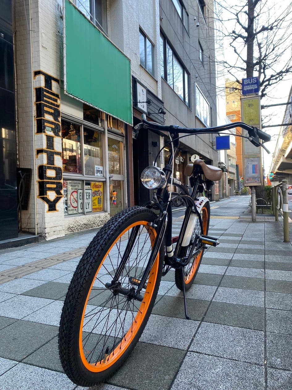 展示会やPOPUP、撮影などにご利用いただける、国道246号沿いの四畳半ほどのコンパクトなスペースです。の写真3