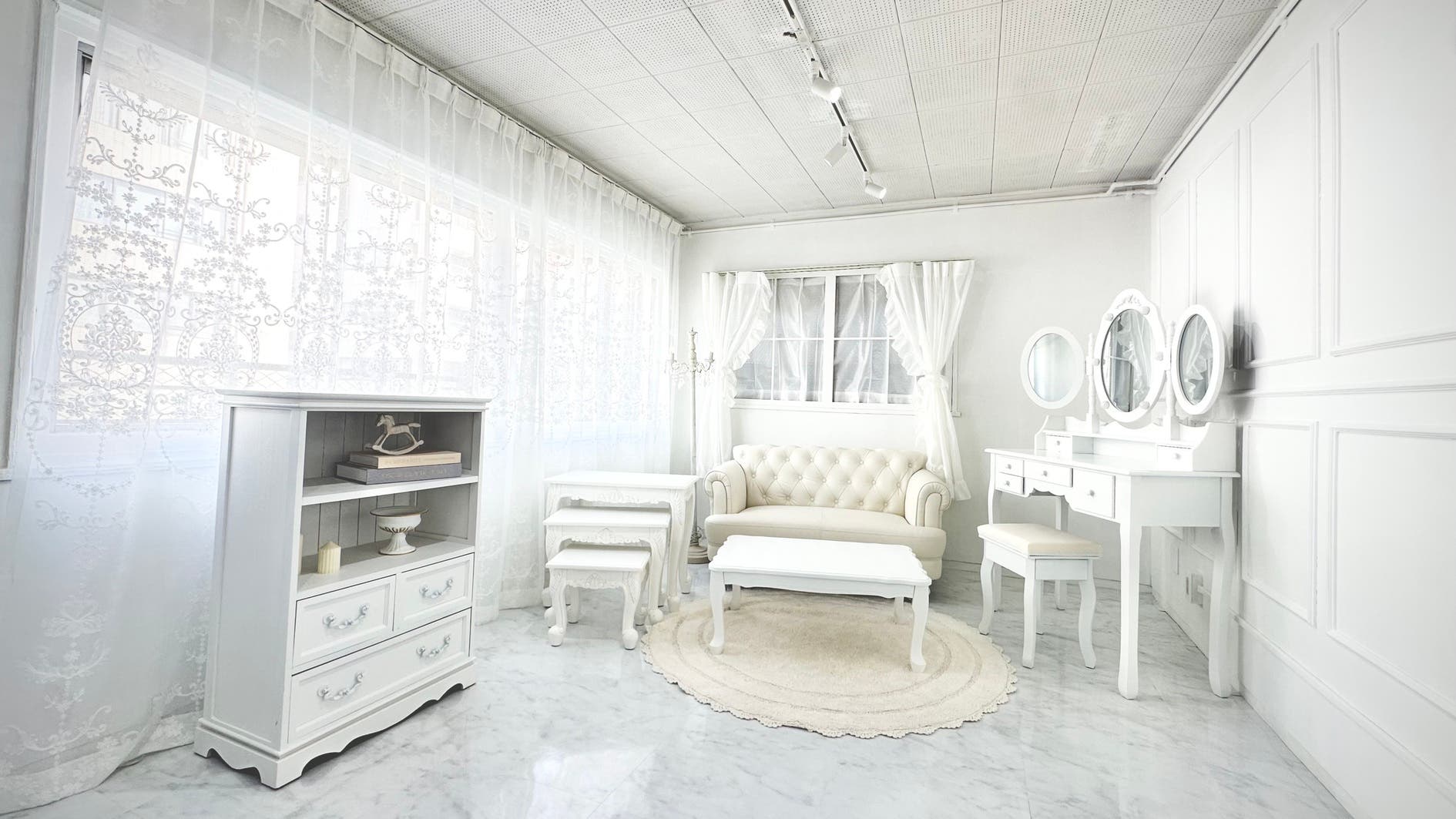 秋葉原駅徒歩7分🎉👭自然光✨推し活🎀撮影📷 24H利用可🕐イベント/デート/女子会の写真1