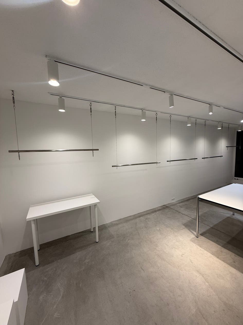 代官山駅から徒歩5分の白箱ミニマルギャラリーの写真11