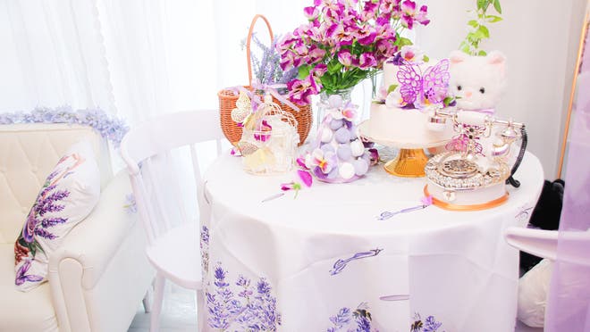 要町駅徒歩4分の可愛いレンタルスペース♡紫の藤の花のお部屋💜ポートレート撮影🤍コスプレ🤍推し活🤍女子会の写真5