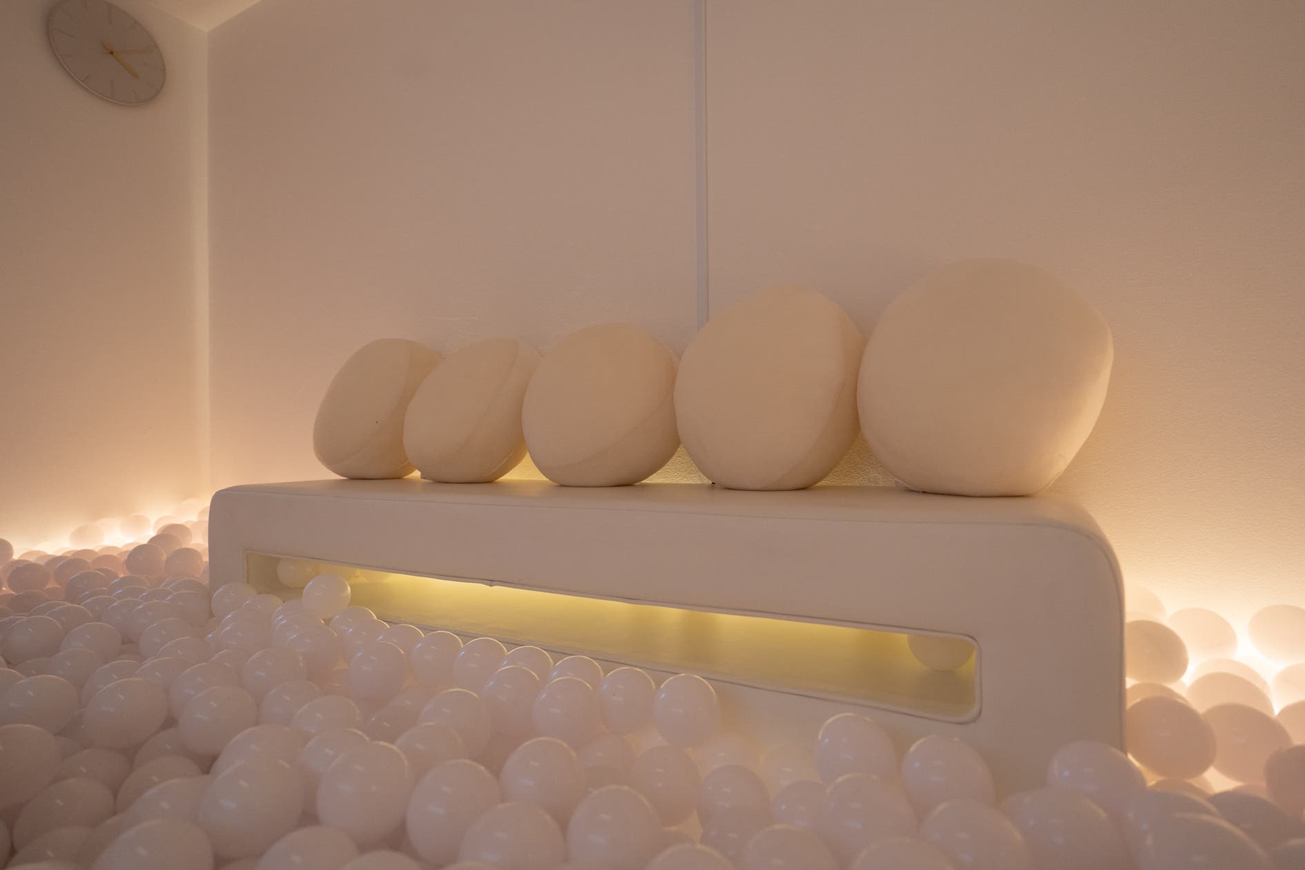 🫧１面ボールプール🫧馬喰町から４分！斬新でテンションMAXのパーティルーム✨女子会、撮影、シアター、各種パーティの写真10