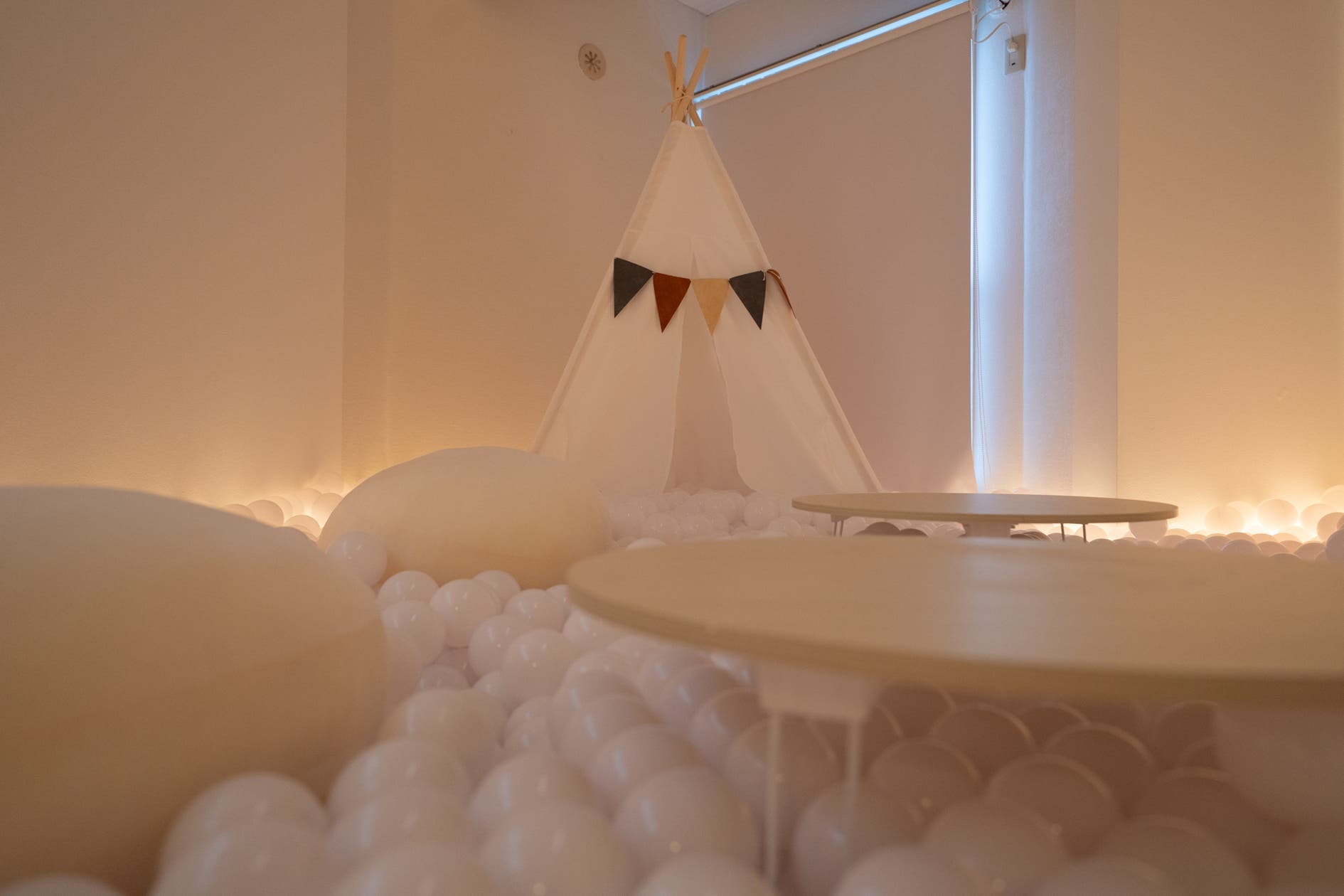 🫧１面ボールプール🫧馬喰町から４分！斬新でテンションMAXのパーティルーム✨女子会、撮影、シアター、各種パーティの写真11