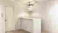 港区芝公園近く、白を基調とした開放的な空間の写真2
