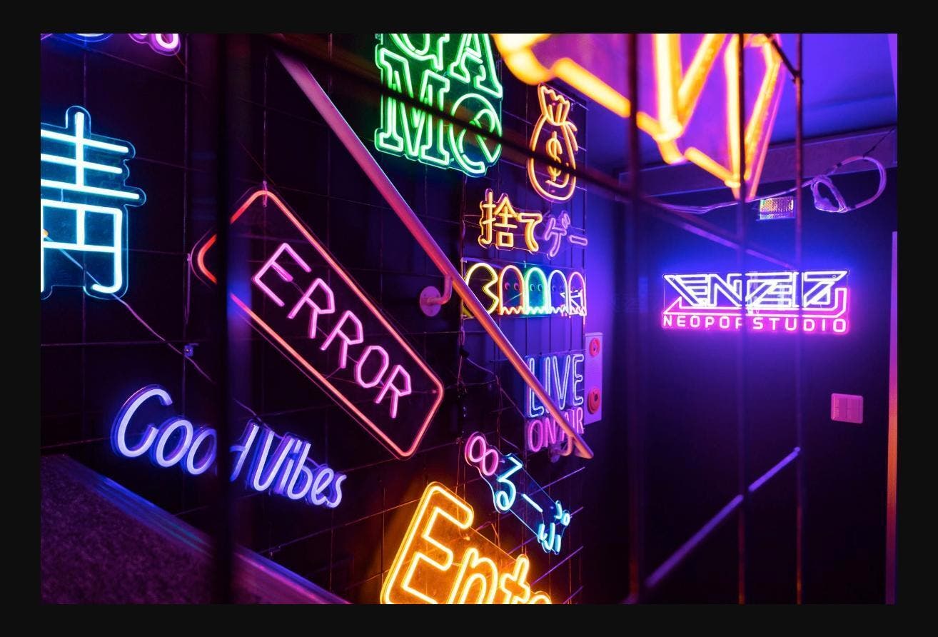 ネオンが特徴の防音スタジオ｜配信可能・グリーンバック・控室完備｜用賀・桜新町駅徒歩圏内の写真10