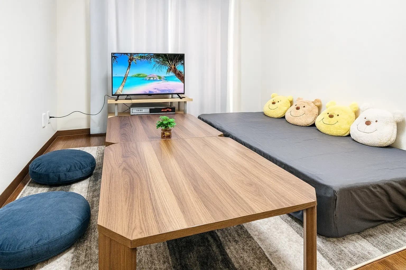 🚶新大阪駅徒歩4分｜高速Wi-Fi完備📶｜🎲ボードゲーム充実｜🍳BRUNO＆卓上IHあり｜🎬映画見放題スペース🔌の写真4