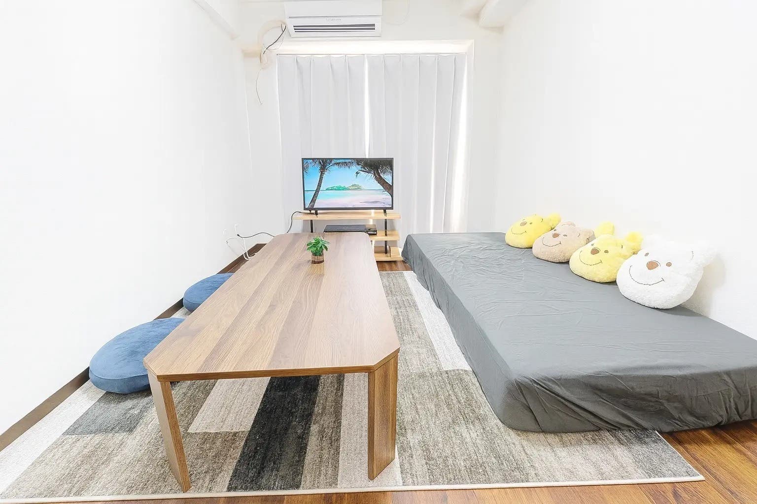 🚶新大阪駅徒歩4分｜高速Wi-Fi完備📶｜🎲ボードゲーム充実｜🍳BRUNO＆卓上IHあり｜🎬映画見放題スペース🔌の写真5