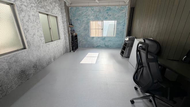 会議・作業・ワークショップ対応|制作利用も可能な多目的スペースの写真1