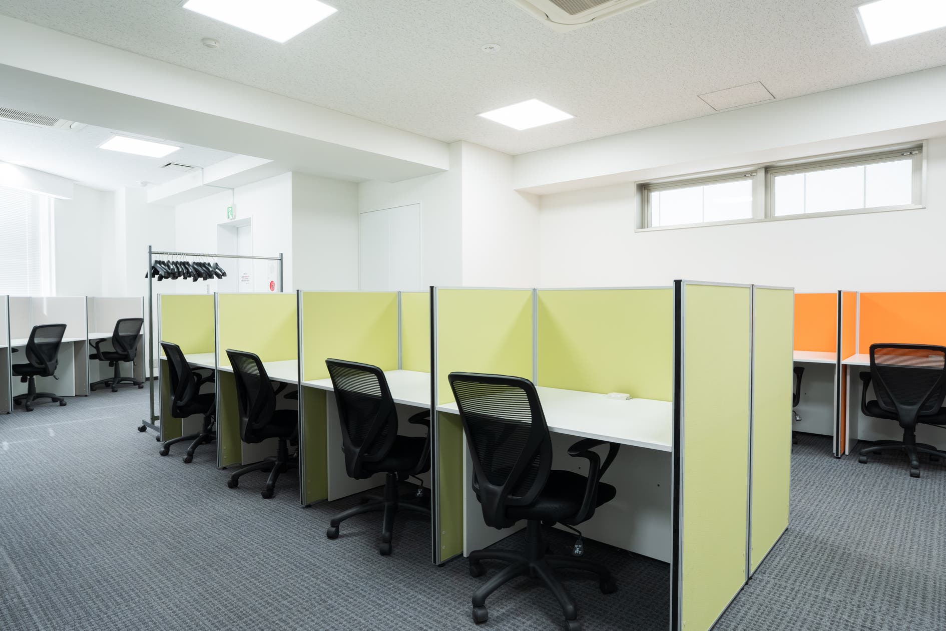 ⭐️赤坂見附駅から徒歩4分⭐️スタッフ常駐のため安心！✨Wi-Fi有り　Googleレビューで「無料券」プレゼントの写真5