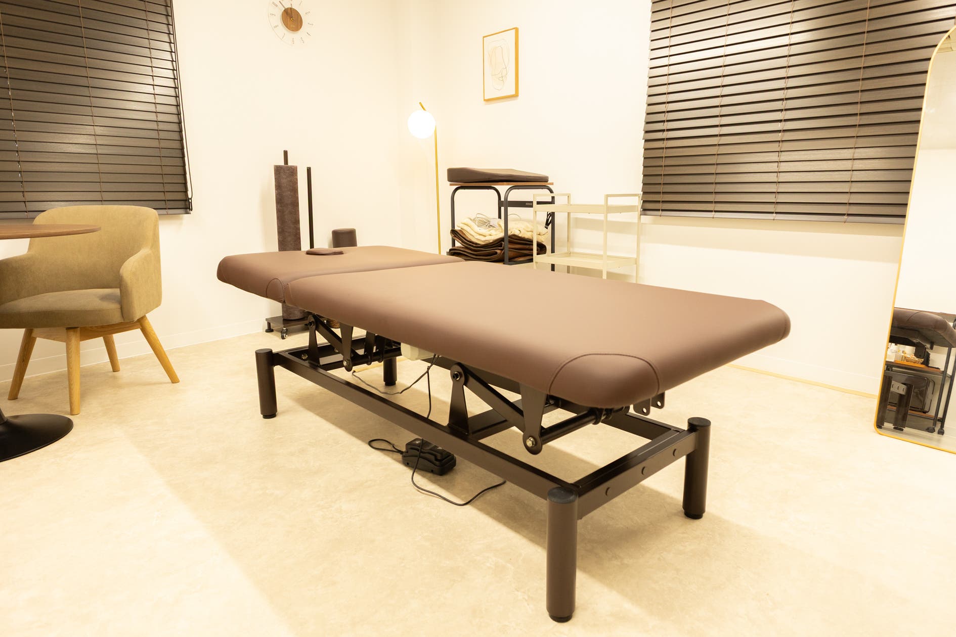 OPEN価格✨四ツ橋駅1分・心斎橋徒歩5分｜完全個室の上質空間｜長時間割でお得◎施術・面談に最適｜備品充実の写真18