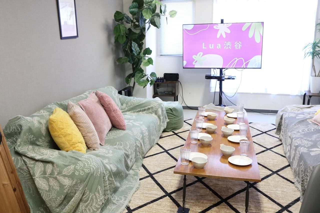 📺55型4Kテレビ+Blu-rayプレーヤー  🚶渋谷駅徒歩3分🚶女子会/ママ友会/撮影/の写真1