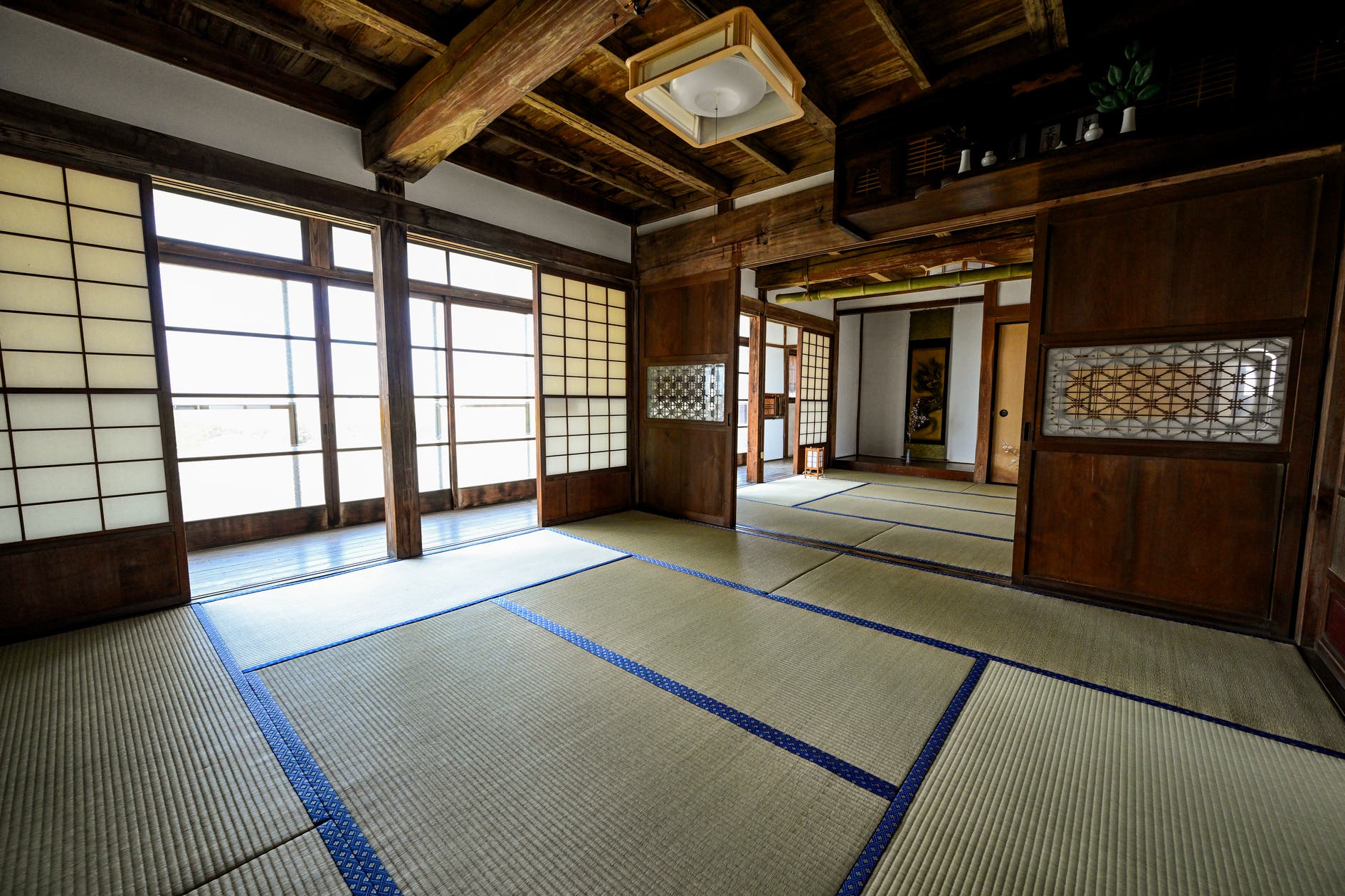 田園に佇む古民家｜一棟貸切の撮影スタジオ｜自然光◎駐車場6台の写真3