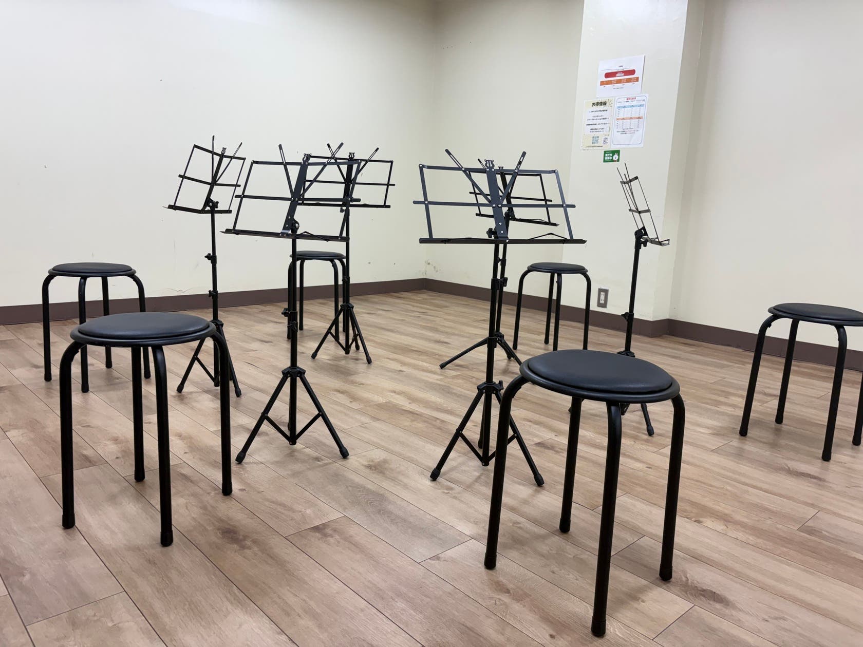 ✨24H営業🎉地下の超集中スペース‼️御茶ノ水駅徒歩6分🥰ダンス、ヨガ、演劇、楽器演奏、アイドル振付練習、漫才コントネタ合せの写真4