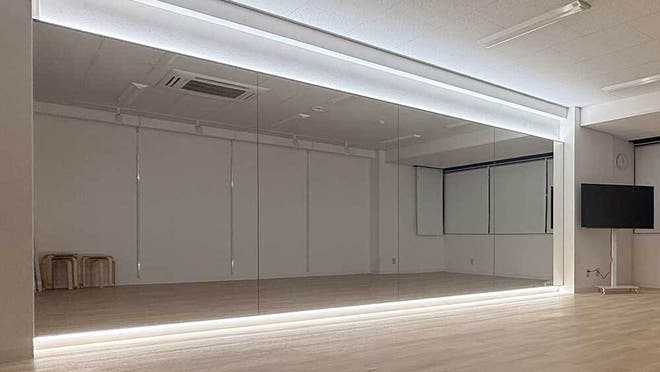 仙台市の中心でダンスができる、広さ45㎡レンタルスタジオ!24時間無人営業!の写真1