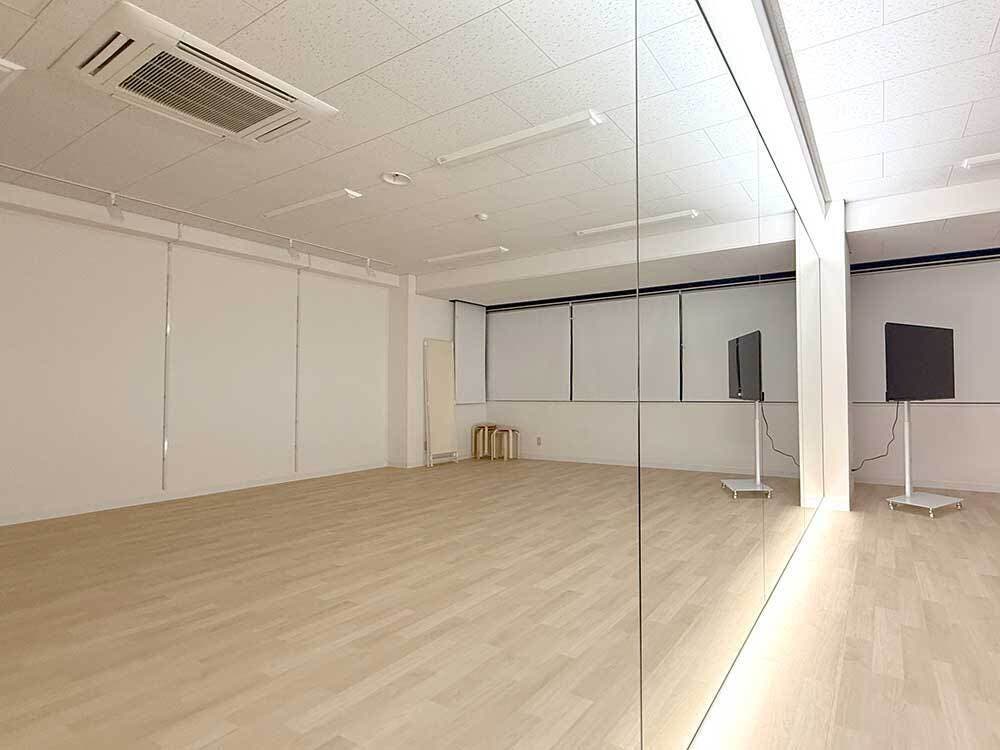 仙台市の中心でダンスができる、広さ45㎡レンタルスタジオ！24時間無人営業！の写真10