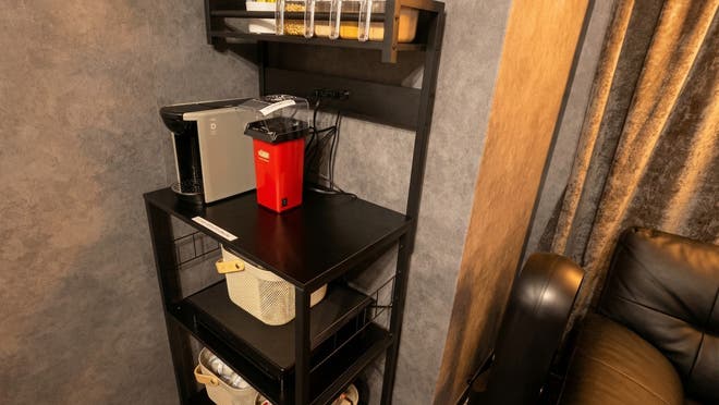 セレコレ🌳価格破壊💰最大12名🉐シアター✨プロジェクタ📽️映画🐈⬛デート💓ゲーム🎮女子会💗olivy横浜の写真7