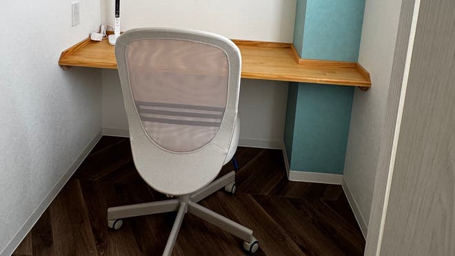 【自習室/個室C 】*松本市桐 *課題/資格勉強に *信州大学徒歩圏内 *ドリンクコーナーありの写真1