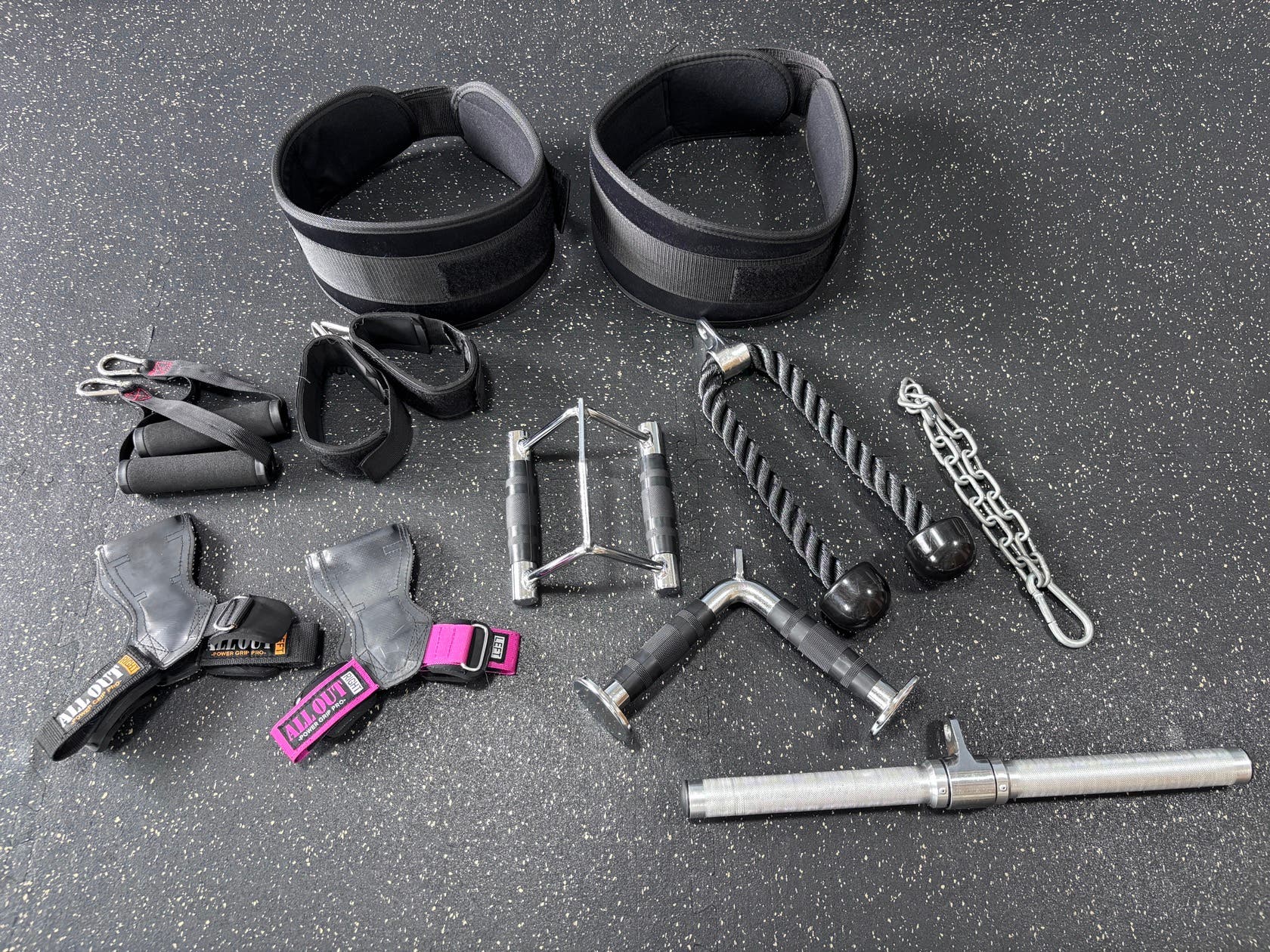 溝の口駅１分👋手ぶらでOK　👕無料貸し出しウエア・ソックス・シューズ・タオル有り　レンタルジムの写真4