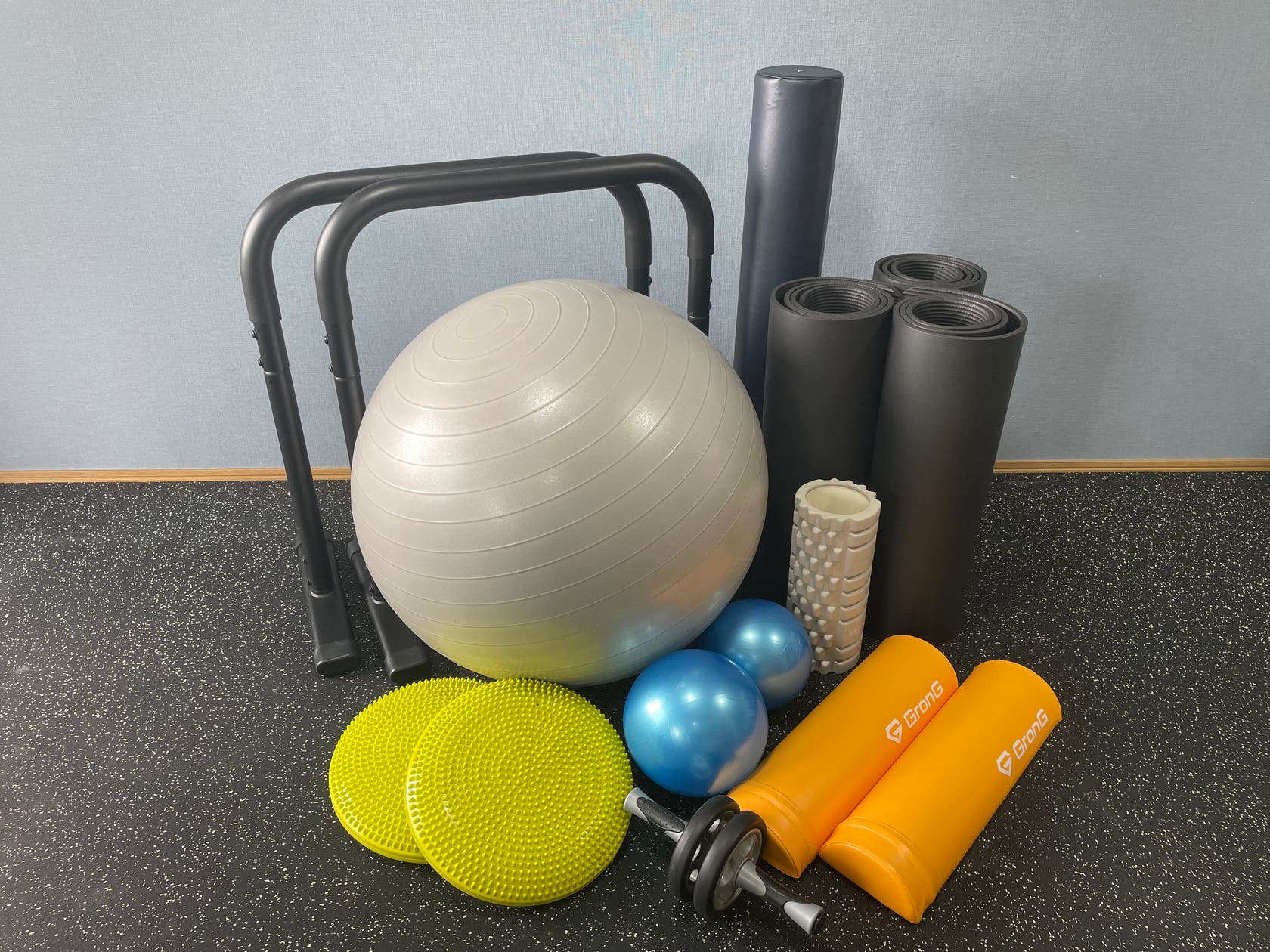 溝の口駅１分👋手ぶらでOK　👕無料貸し出しウエア・ソックス・シューズ・タオル有り　レンタルジムの写真6