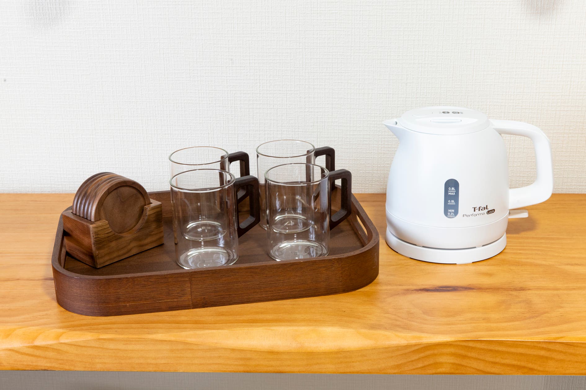 【✨新規OPEN✨】高円寺駅徒歩1分｜完全個室サロン。ペーパーシーツ・マクラカバー無料/プロ仕様ベッド/メイク台完備の写真15