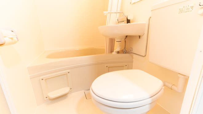 【✨新規OPEN✨】高円寺駅徒歩1分|完全個室サロン。ペーパーシーツ・マクラカバー無料/プロ仕様ベッド/メイク台完備の写真22