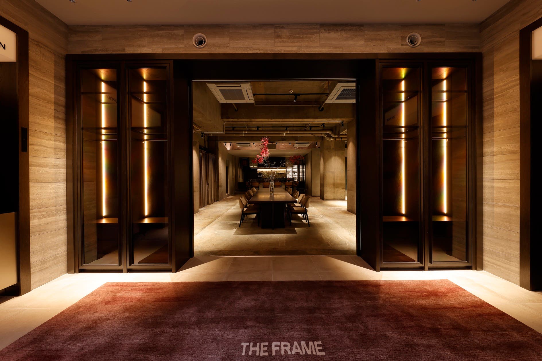 カスタマイズ可能、キッチンもシャワーも完備のオープンスペースの写真1