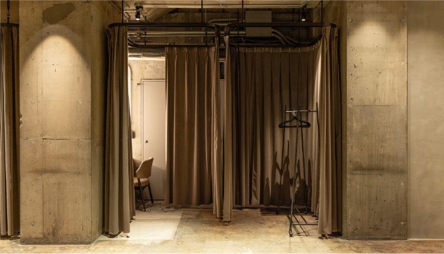 カスタマイズ可能、キッチンもシャワーも完備のオープンスペースの写真7