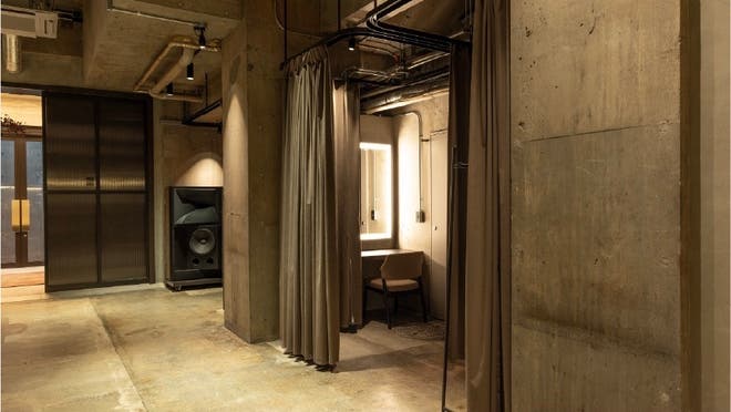 カスタマイズ可能、キッチンもシャワーも完備のオープンスペースの写真9