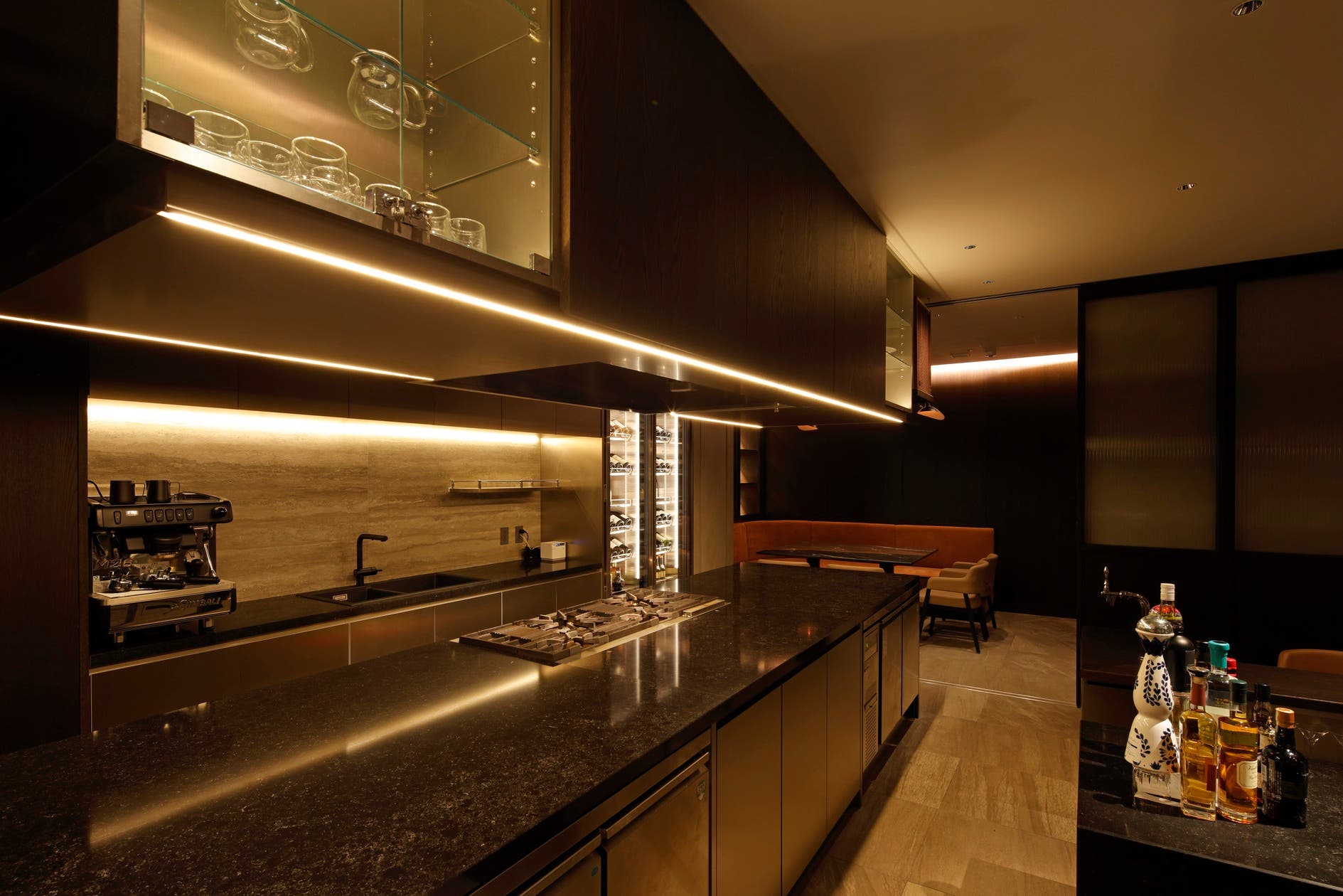 カスタマイズ可能、キッチンもシャワーも完備のオープンスペースの写真10