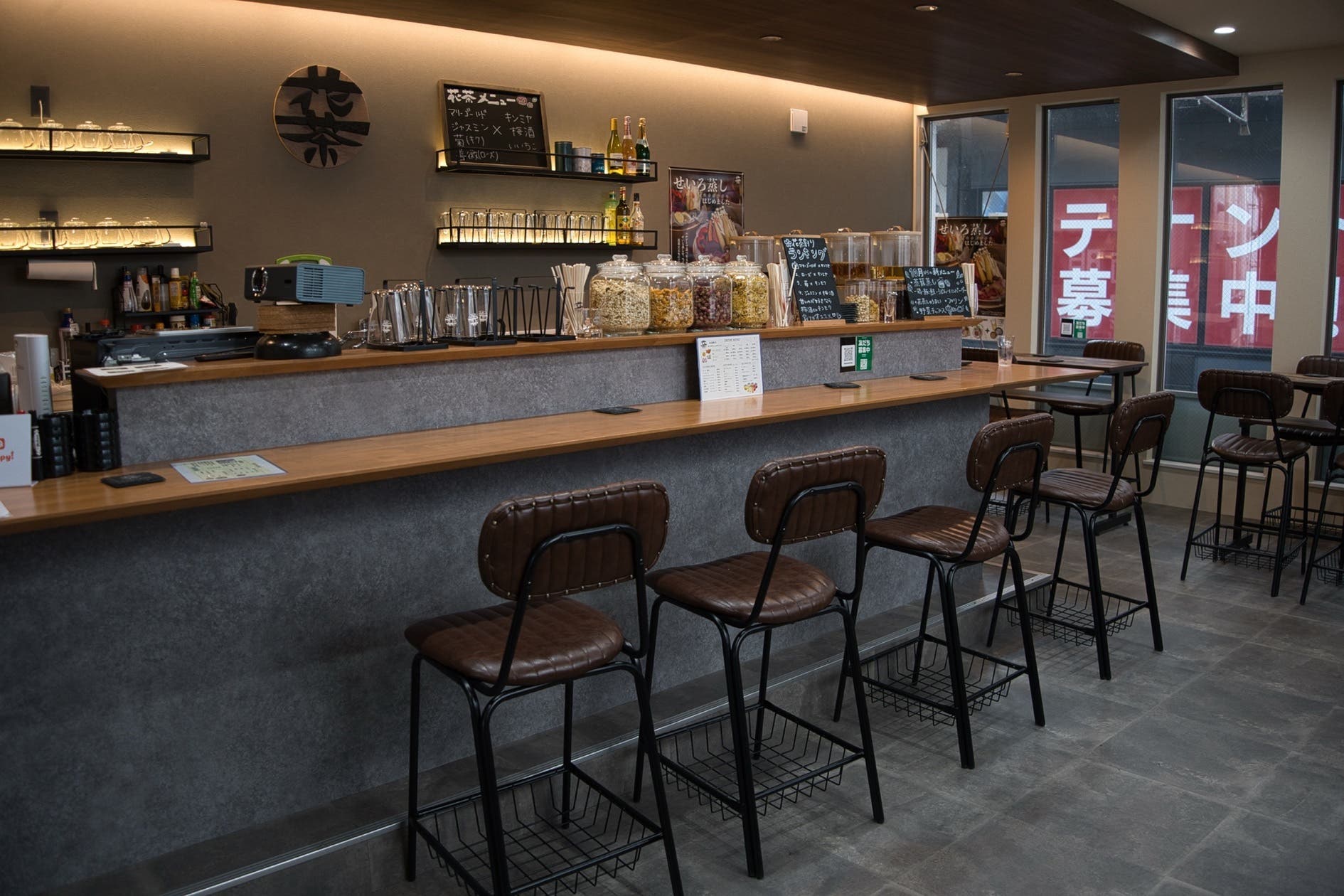 オフ会・交流会に最適｜20名OK・弾き語り可能なイベント空間の写真1