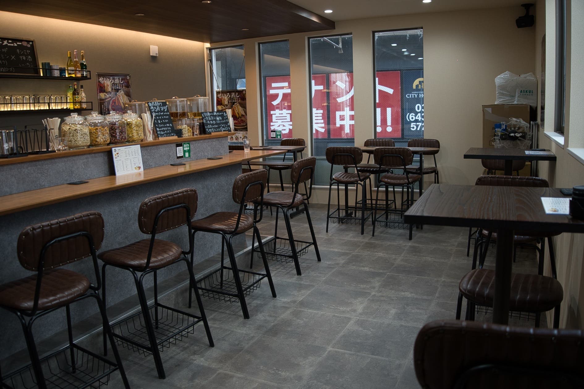 オフ会・交流会に最適｜20名OK・弾き語り可能なイベント空間の写真2