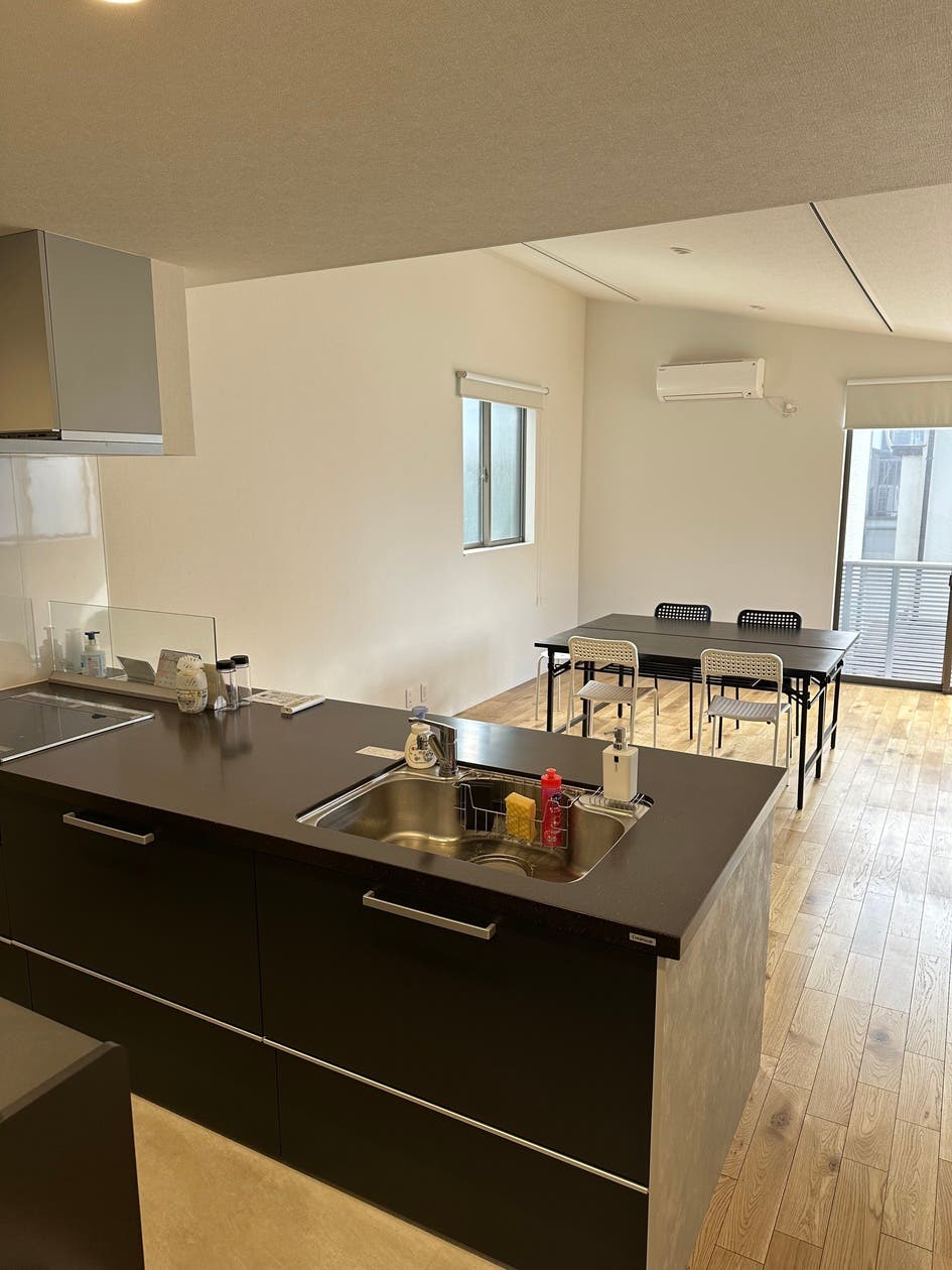 西船橋駅から10分｜レンタルキッチン・ワークショップ・撮影OKの多目的スペースの写真1