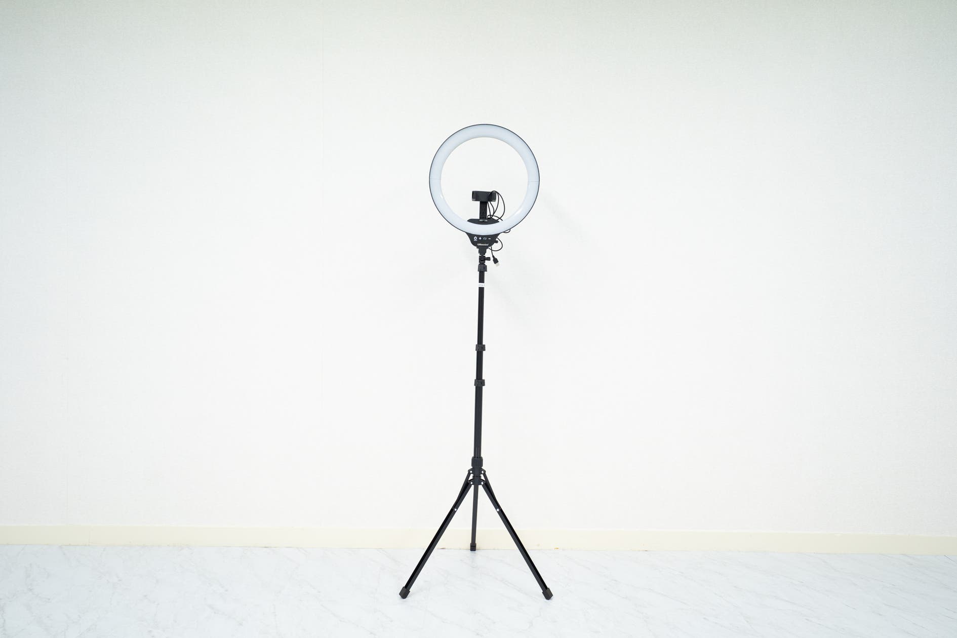 ✨NEW OPEN✨【栄駅徒歩5分】大型ミラー×高速Wi-Fi｜今だけお得な割引あり🔥定期利用も大歓迎！の写真6