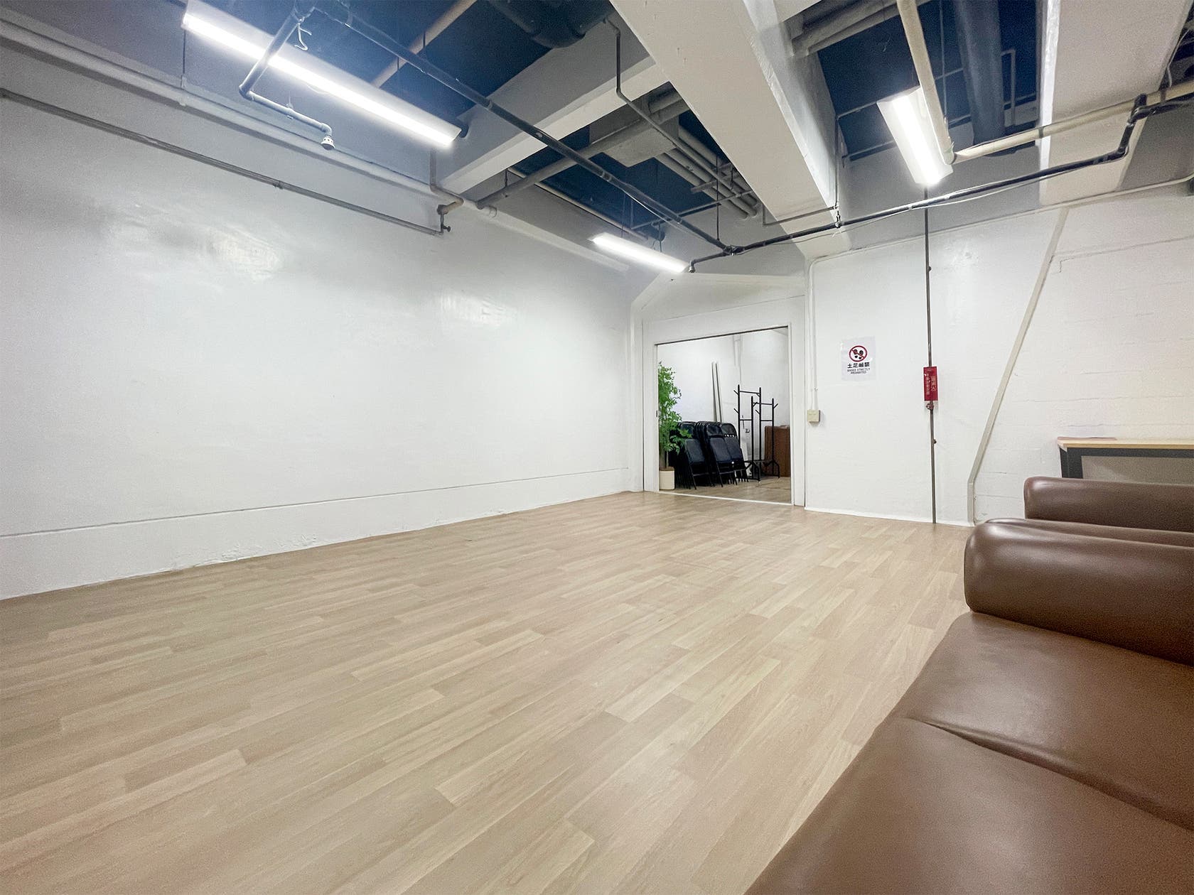 【B－グンカン・ベース】圧巻200㎡｜高音質スピーカー×プロ用音響×マイク完備｜大音量OK｜配信・イベント・ダンス対応！の写真9