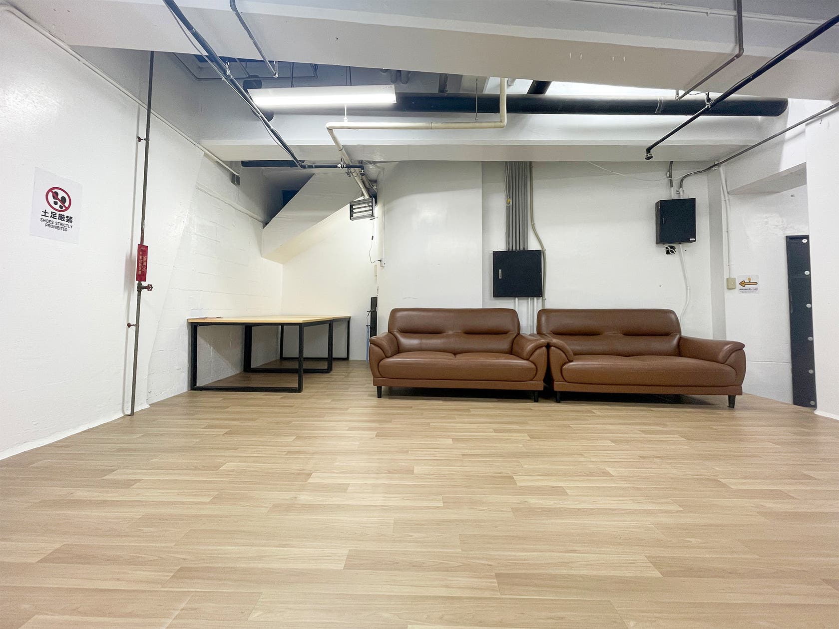 【B－グンカン・ベース】圧巻200㎡｜高音質スピーカー×プロ用音響×マイク完備｜大音量OK｜配信・イベント・ダンス対応！の写真10