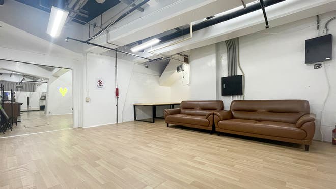 【A-グンカン・ベース】圧巻200㎡|高音質スピーカー×プロ用音響×マイク完備|大音量OK|配信・イベント・ダンス対応!の写真7