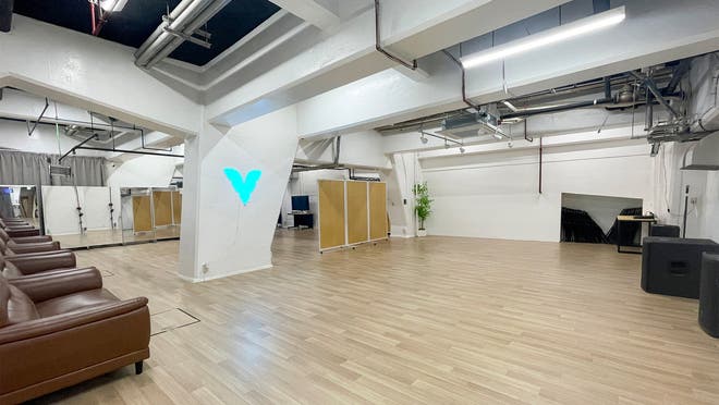 【グンカン・ベース 】圧巻200㎡|高音質スピーカー・プロ用音響・マイク完備|大音量OK|イベント・ダンス・楽器練習に最適|の写真11