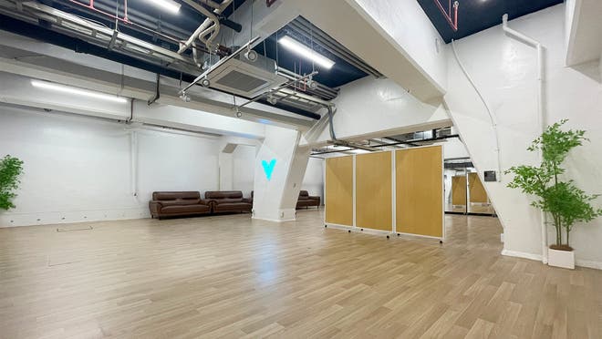 【グンカン・ベース 】圧巻200㎡|高音質スピーカー・プロ用音響・マイク完備|大音量OK|イベント・ダンス・楽器練習に最適|の写真12