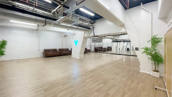 【グンカン・ベース 】圧巻200㎡|高音質スピーカー・プロ用音響・マイク完備|大音量OK|イベント・ダンス・楽器練習に最適|の写真15